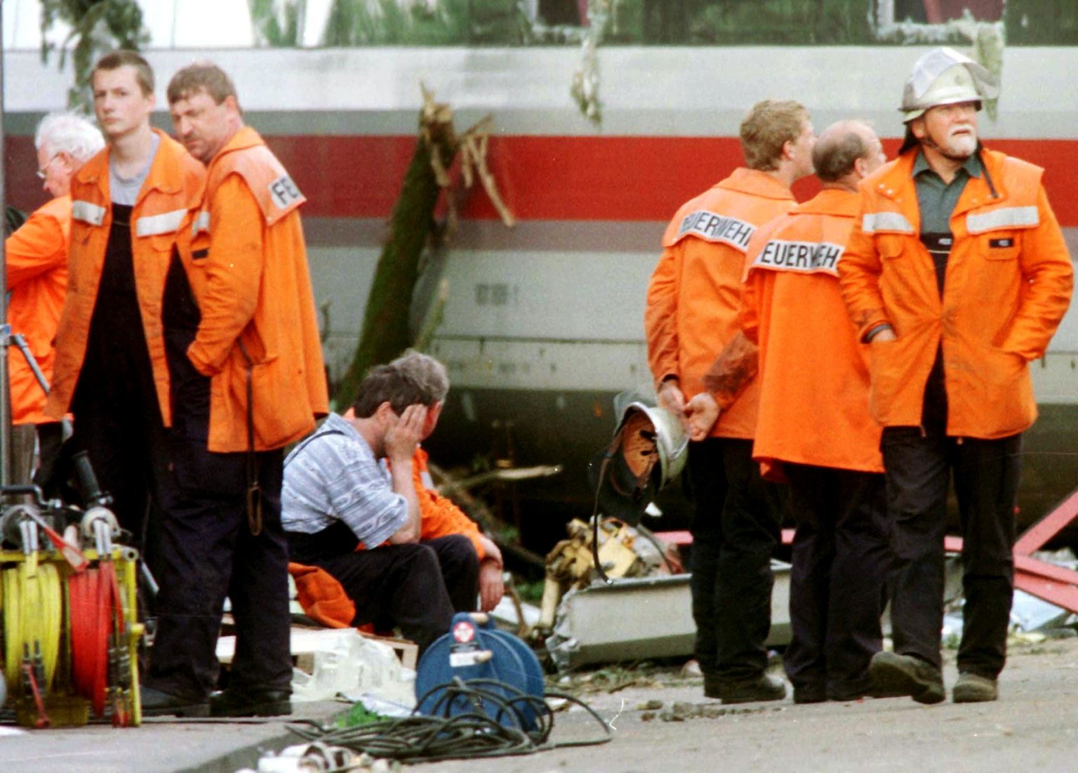 Unfall von Eschede vor 25 Jahren: Die Todesfahrt des ICE 884 - n-tv.de