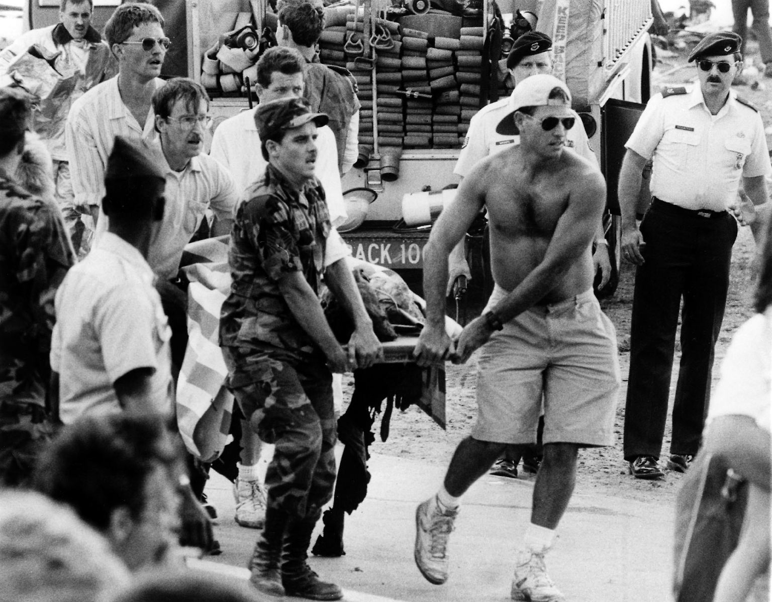 "Das durchstoßene Herz": Die Ramstein-Katastrophe vor 30 Jahren - n-tv.de