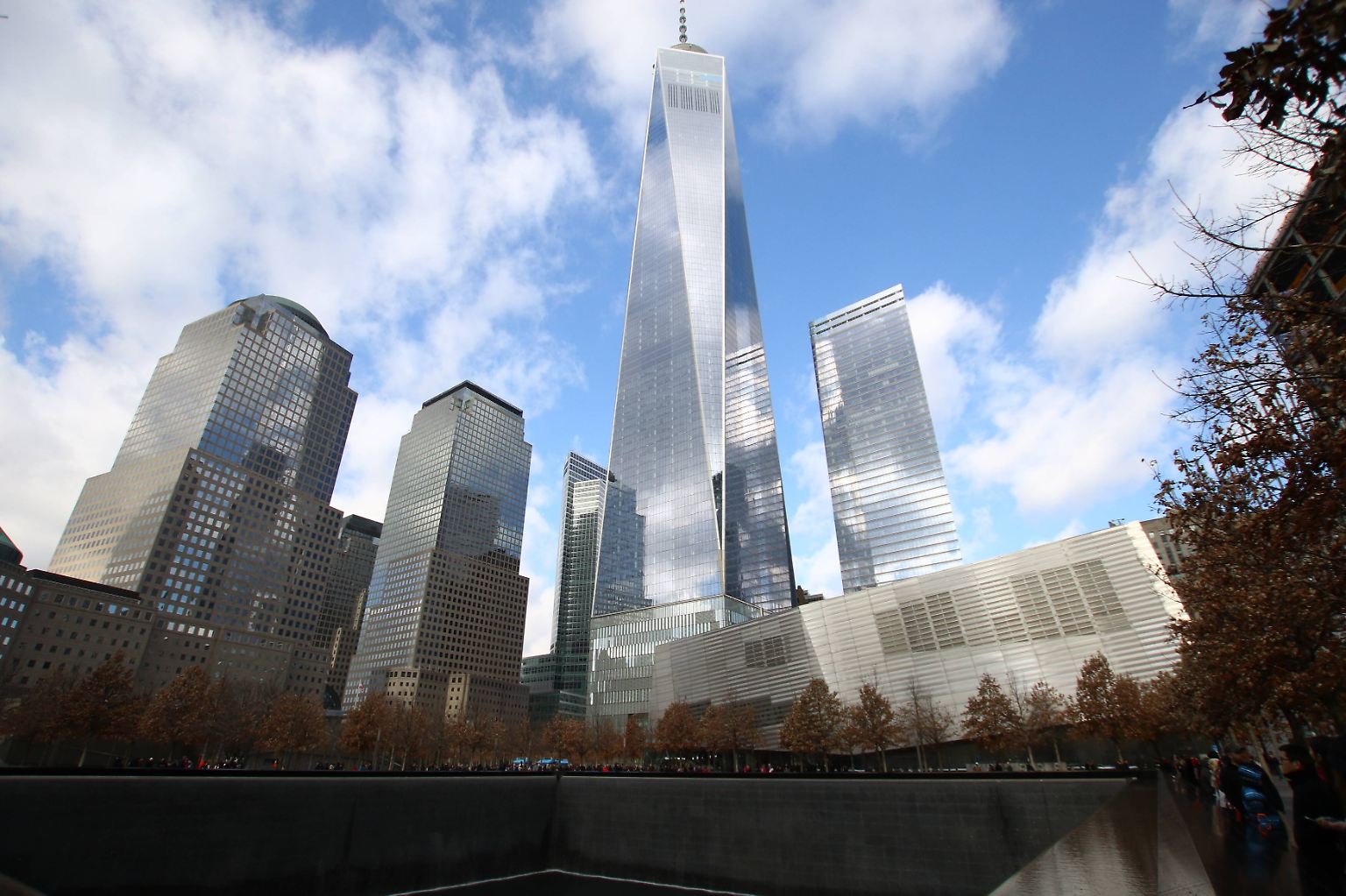 Der poetische Architekt: Daniel Libeskind - Meister der Spitzen und ...