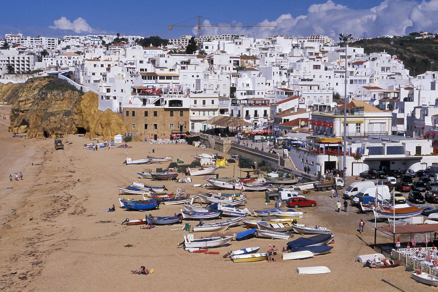Strände, Wälder, schroffe Felsen: Algarve - Schönheit in Portugals ...