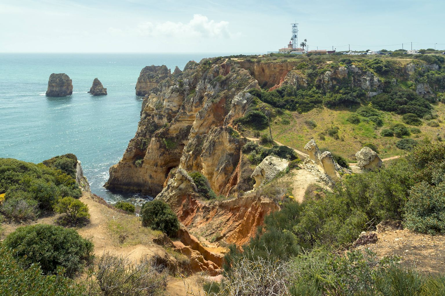 Strände, Wälder, schroffe Felsen: Algarve - Schönheit in Portugals ...