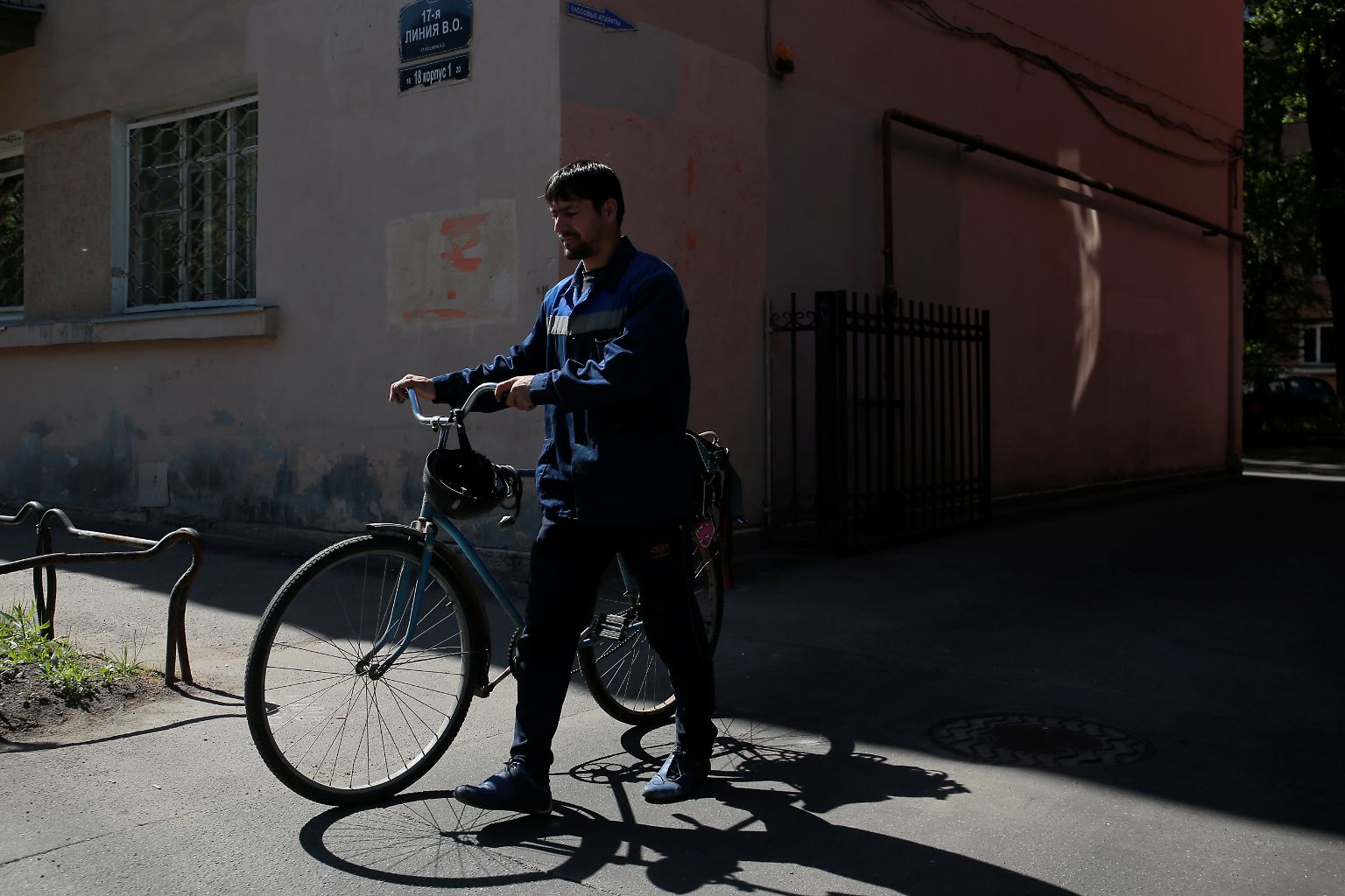 "Auf dem Feld sind alle gleich": FC Maxima kickt gegen Rassismus - n-tv.de