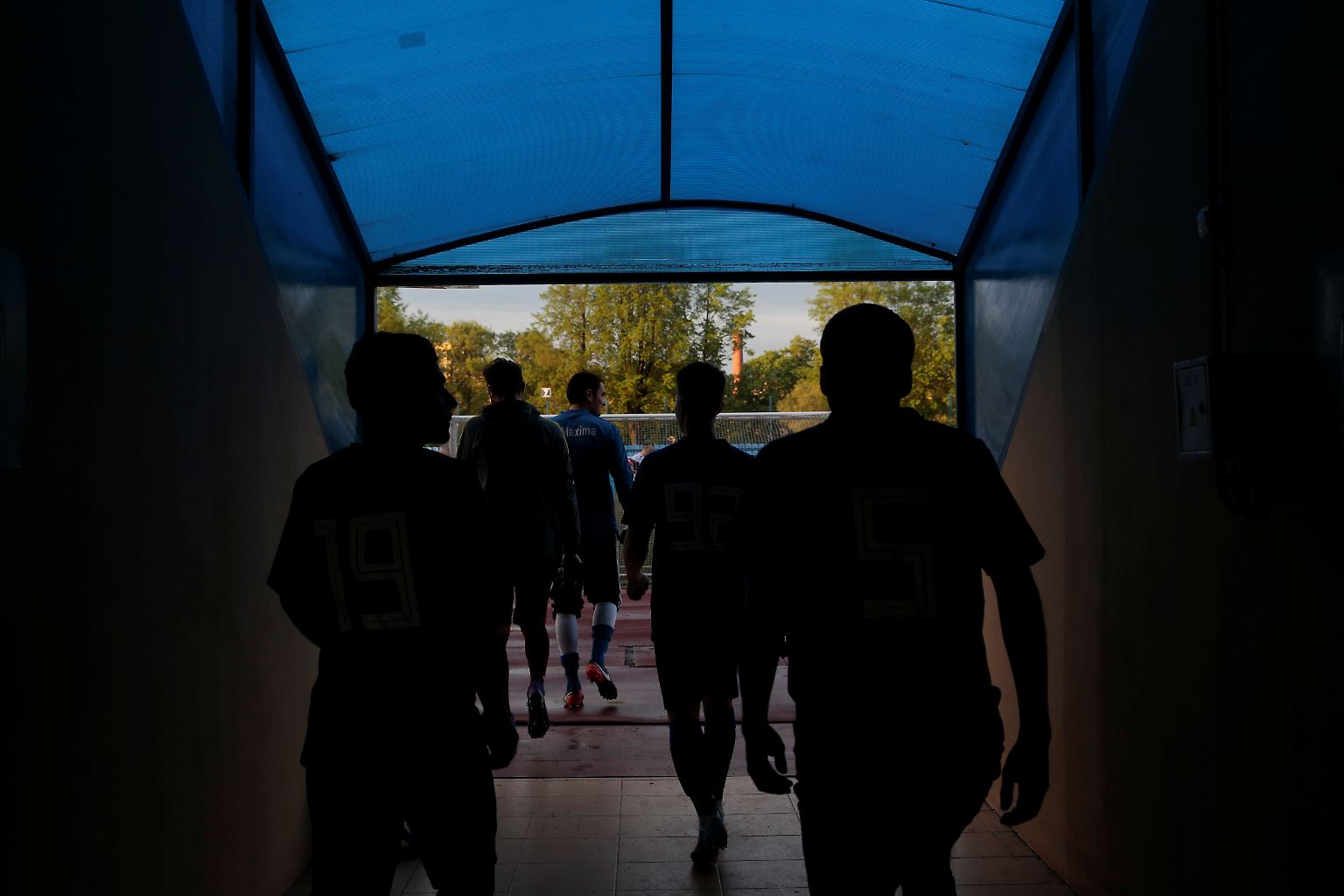 "Auf dem Feld sind alle gleich": FC Maxima kickt gegen Rassismus - n-tv.de