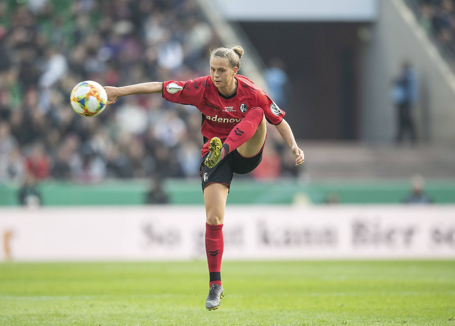 Schüler, Doktoren, Olympiasieger: Der DFB-Kader für die Frauen-WM - n-tv.de