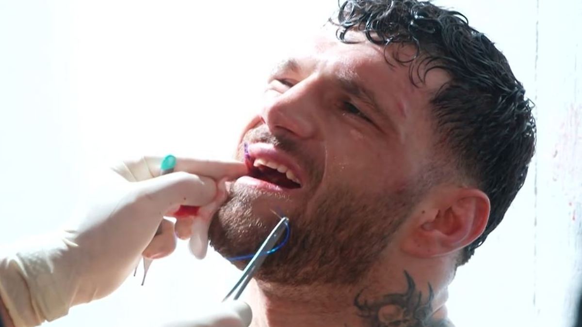Schwergewichtsfight über fünf Runden: MMA-Kampf endet mit schmerzhaftem ...