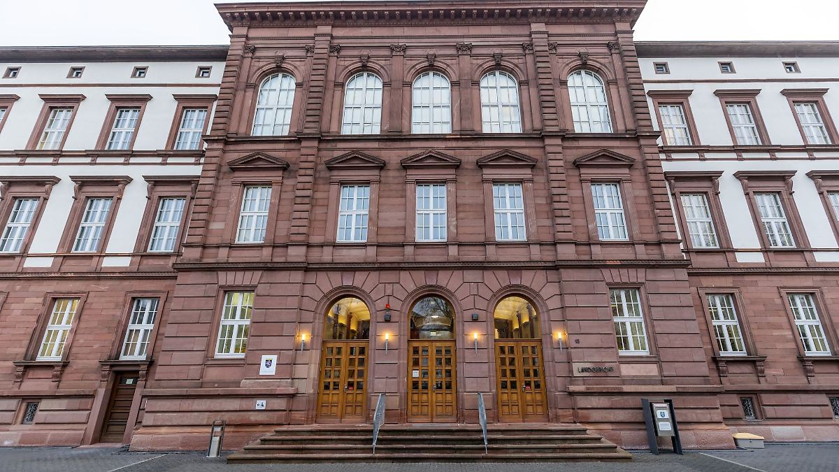 Hessen: Mord ohne Leiche: Angeklagte sollen lebenslang in Haft - ntv.de