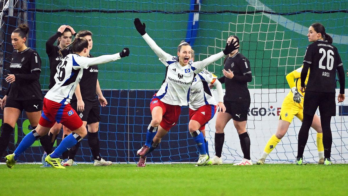 Hamburg & Schleswig-Holstein: HSV-Frauen siegen vor 16.529 Fans bei ...