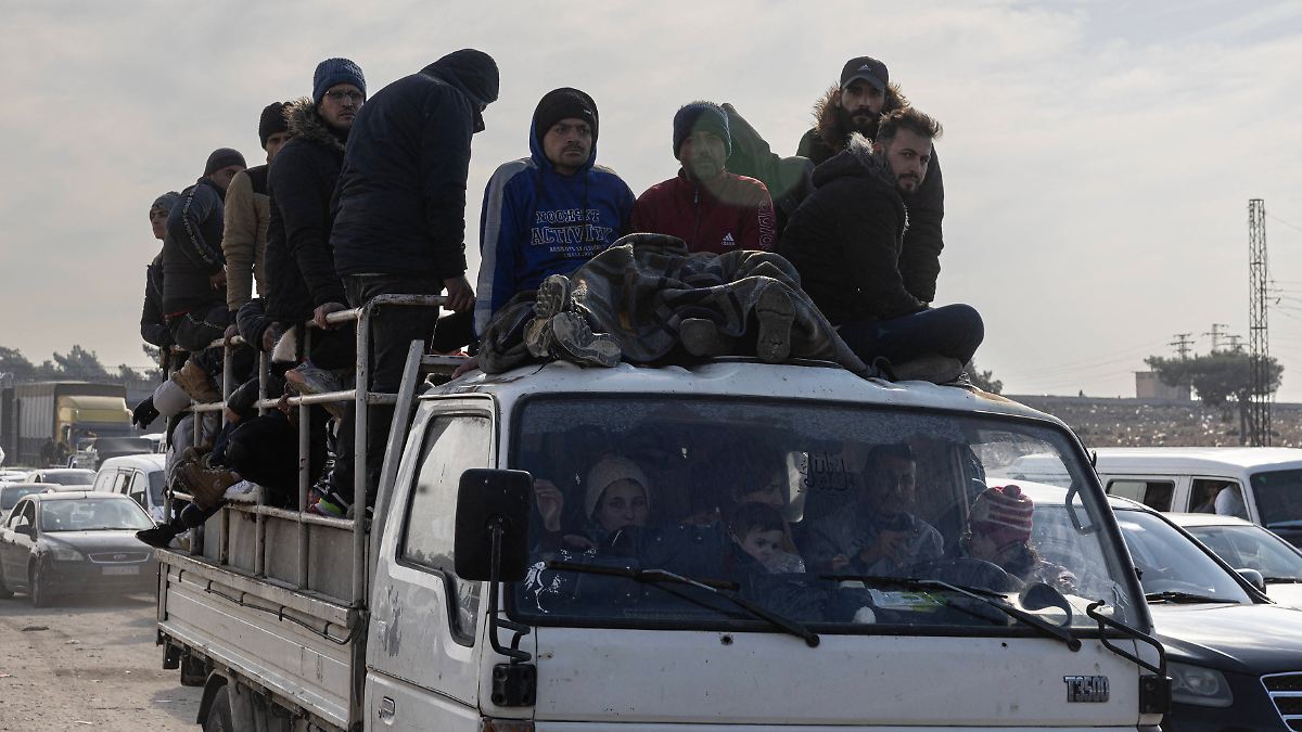 Gesetzeshärte bei Einreise: Baerbock und Faeser warnen "Schergen" von ...