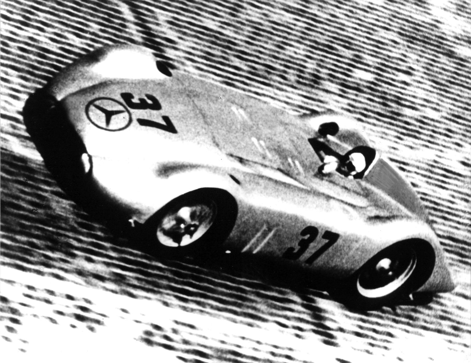 Eröffnet im September 1921: Legendäre AVUS in Berlin - die erste reine ...