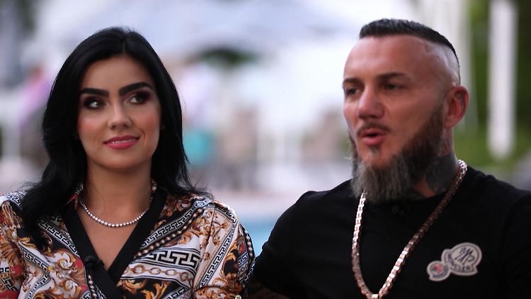 Der Tag: Trennung? Nathalie Volk löscht alle Bilder mit Rocker ...