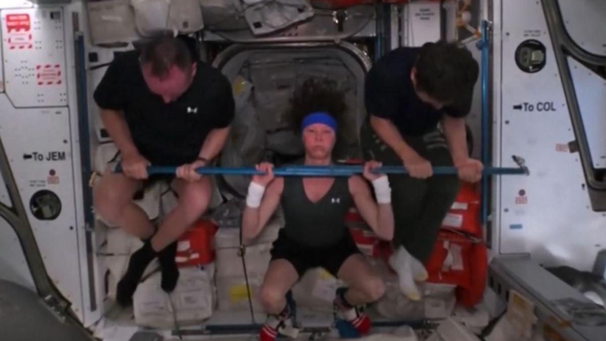 Kaum zu glauben, aber wahr: ISS-Astronauten bringen Olympische Spiele ...