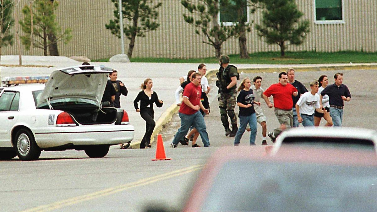 Schulmassaker vor 25 Jahren: Fataler "Columbine-Effekt" wirkt bis heute ...