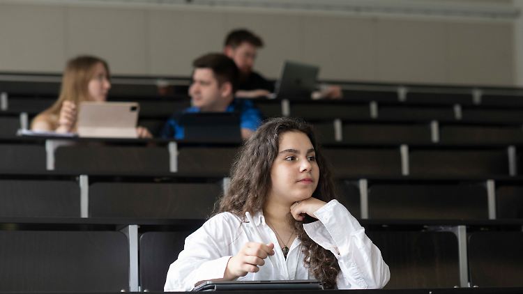 Der Tag: Streberin oder nicht - 13-Jährige will zur NASA - n-tv.de