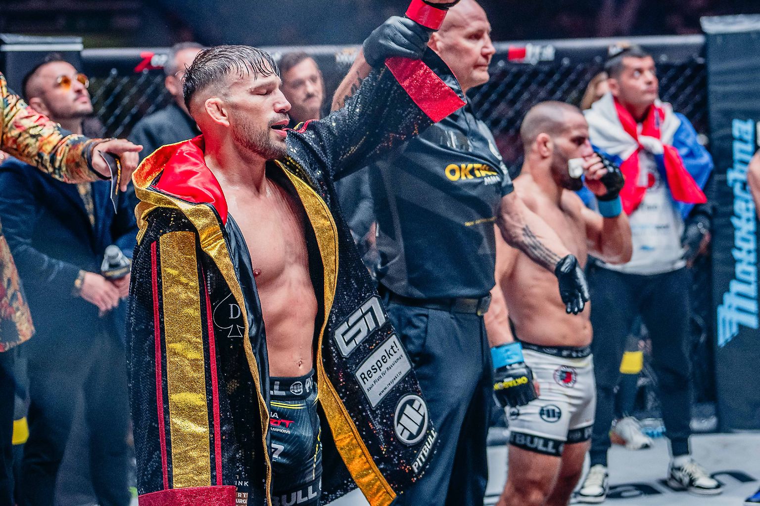 Oktagon 62 in Bildern: Unvergleichbares Käfig-Spektakel setzt MMA die ...