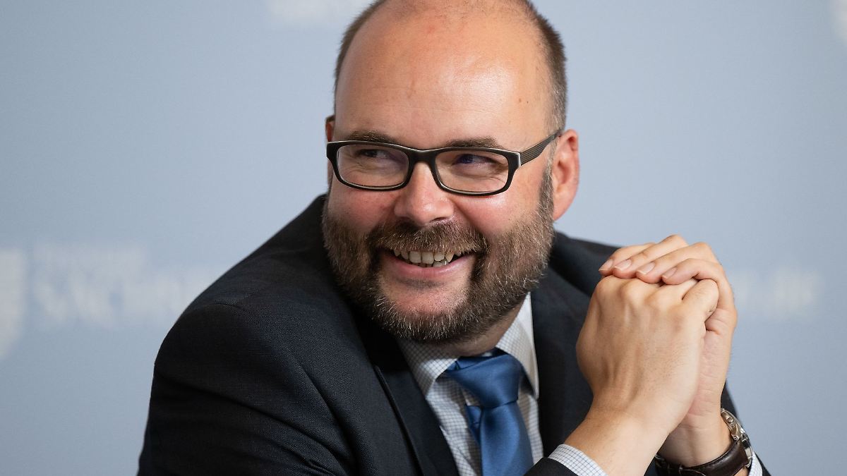 Sachsen: Sachsens Schüler sollen mehr selbstständig lernen - ntv.de