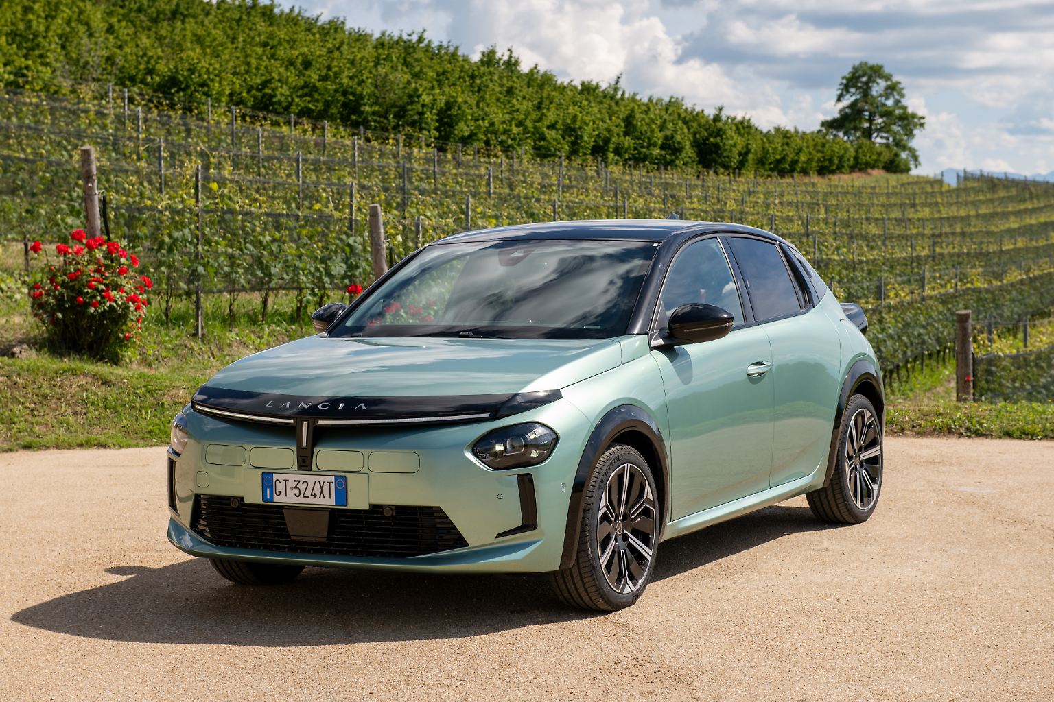 Großteil fährt elektrisch: Diese Auto-Neuheiten kommen 2025 auf den ...