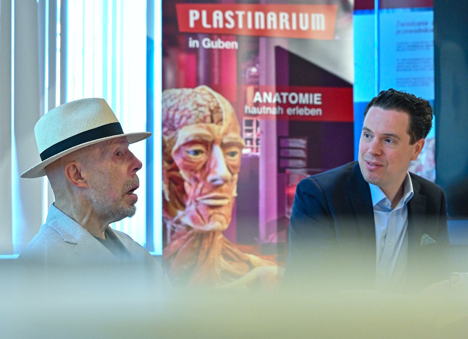 Gunther von Hagens wird 80: "Dr. Tod" - der Mann, der sich mit Körperpräparaten verewigt - n-tv.de