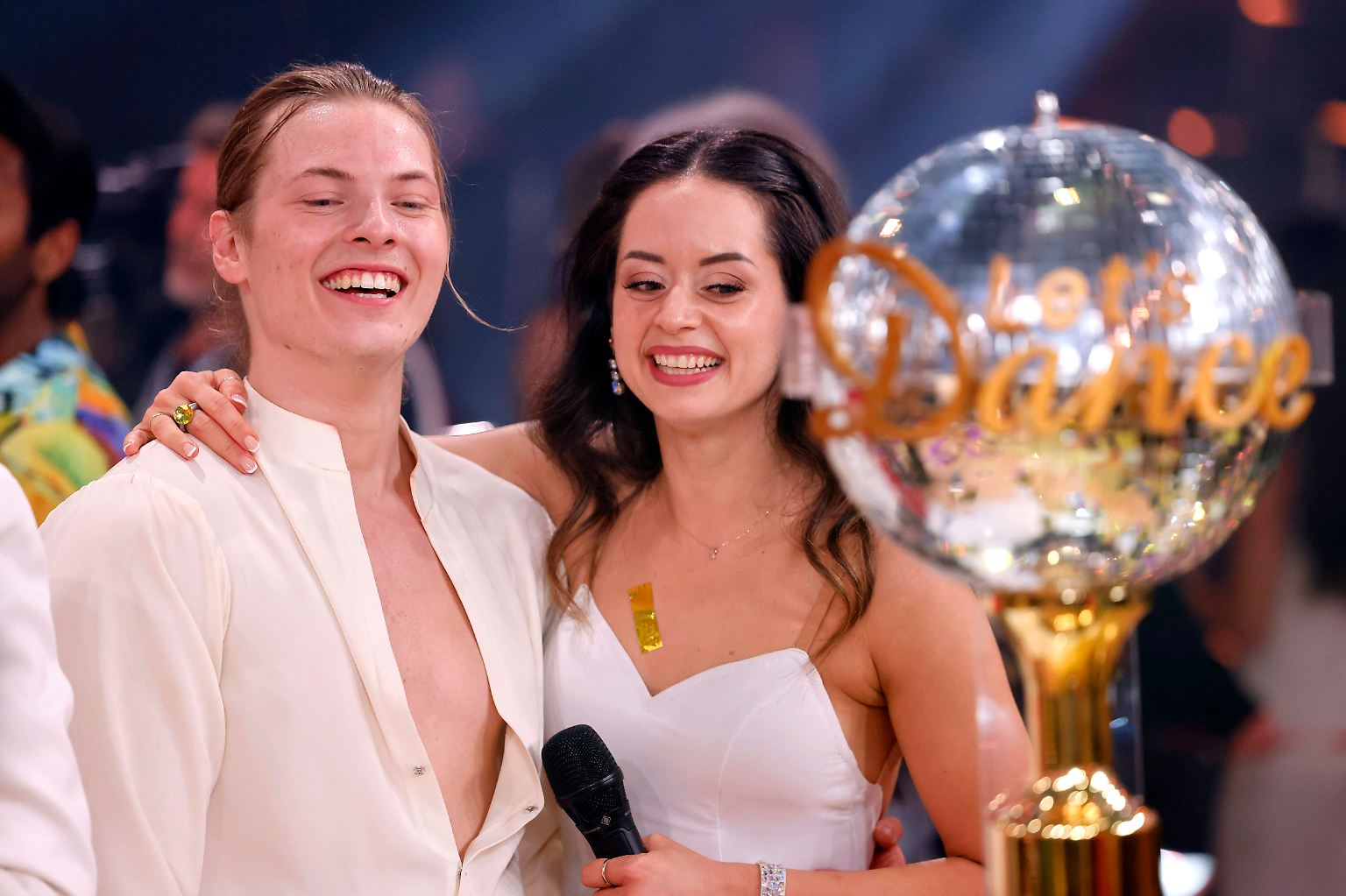 Von 2006 bis 2024: Diese Stars gewannen "Let's Dance" - n-tv.de