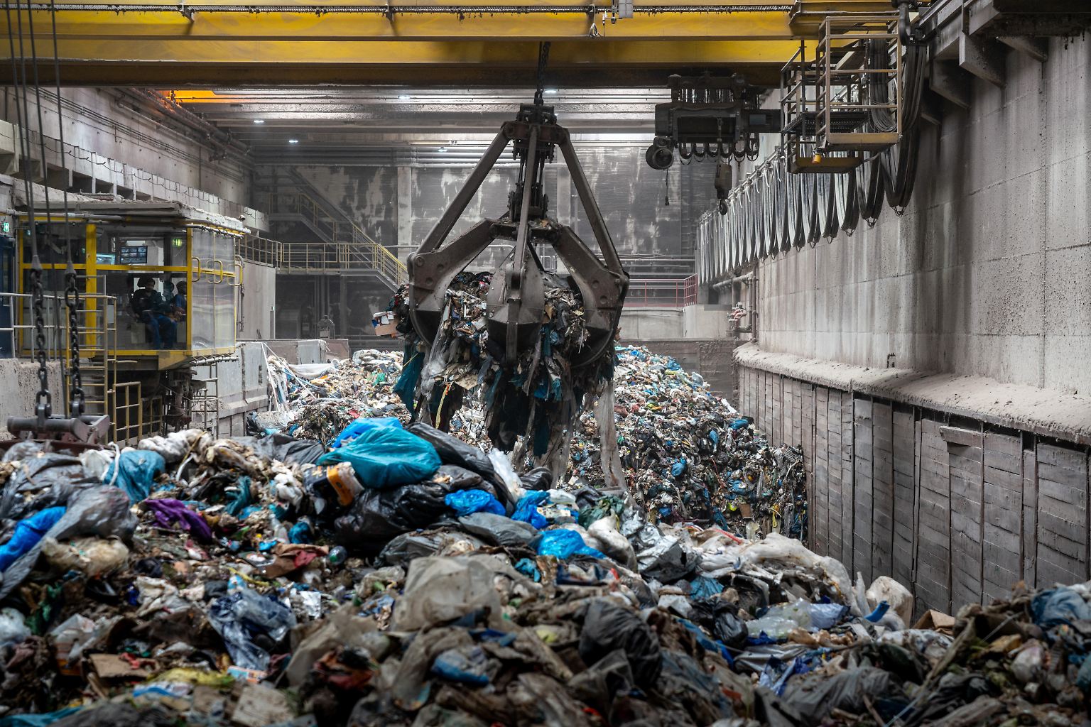 Weiß, grün, blau, schwarz ...: Was die Farben beim Wasserstoff bedeuten ...