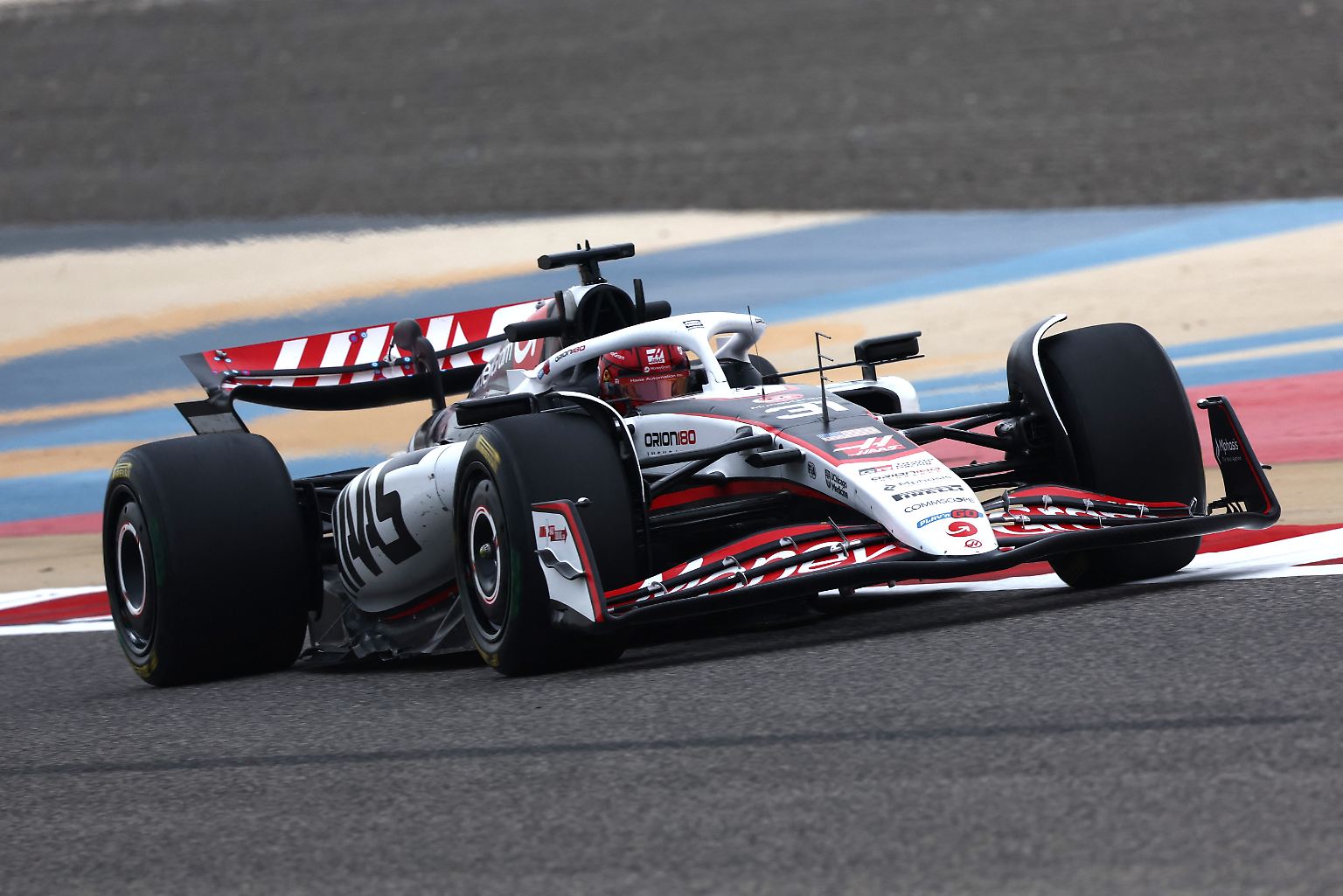 Das sind Teams und ihre Autos: Formel-1-Stars wittern letzte Chance vor ...