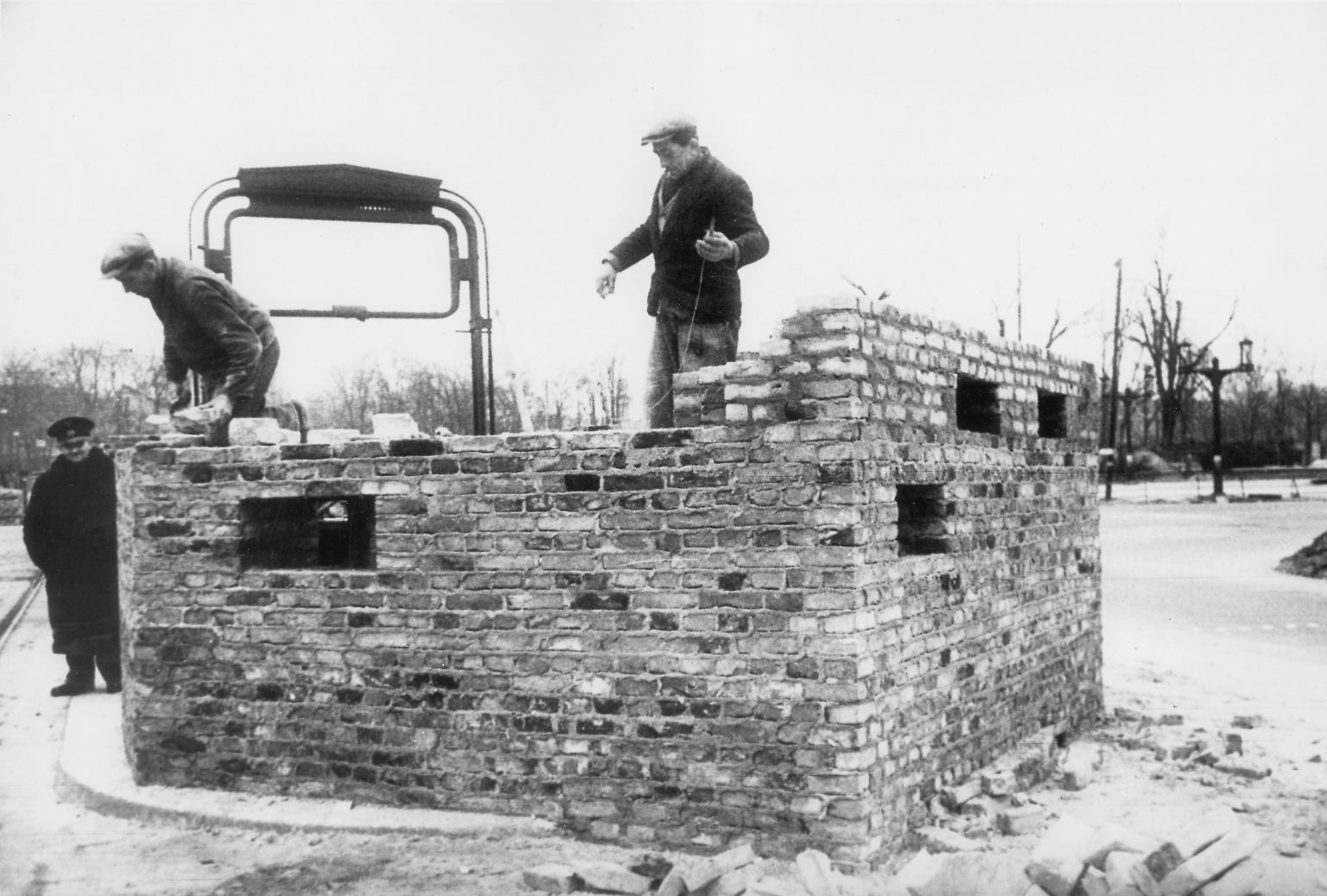 Kinder und Greise gegen Panzer: Der Volkssturm - Hitlers letztes ...