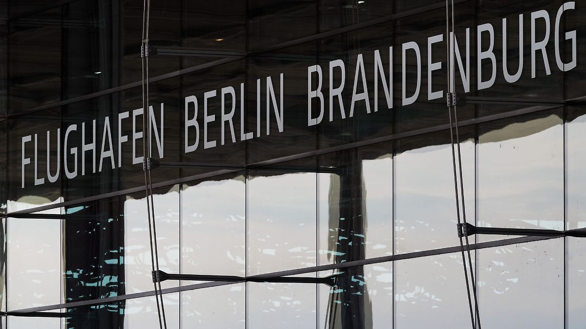 Berlin & Brandenburg: Bundesamt will "Generalshotel" in diesem Jahr ...