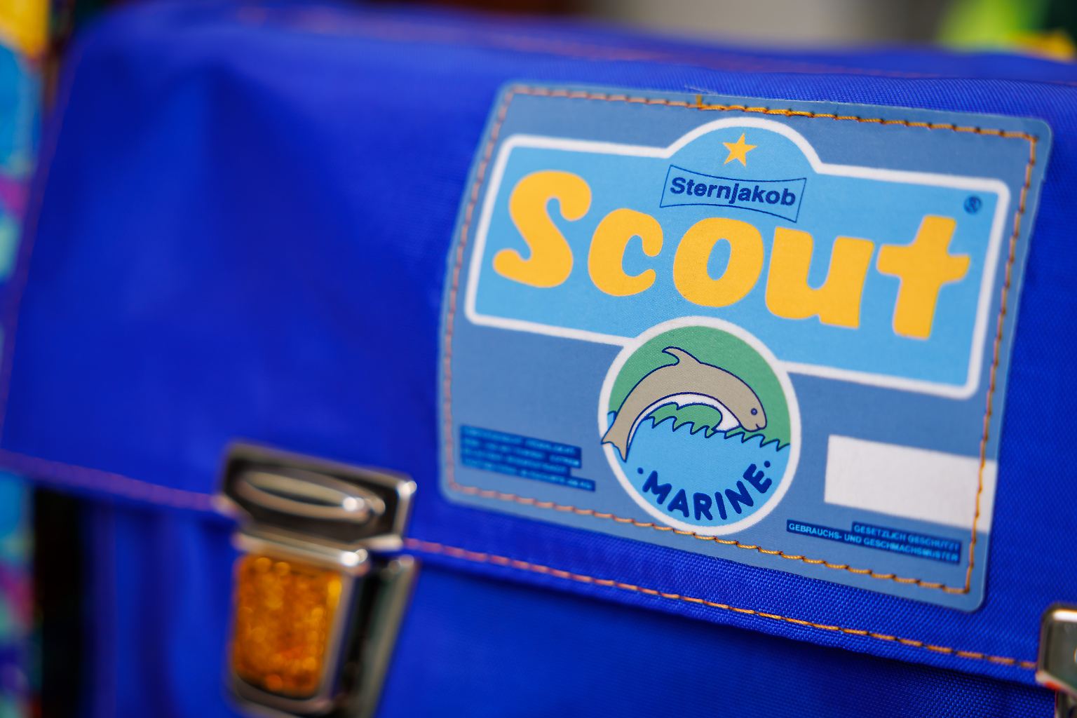 50 Jahre Scout-Tornister: Wie bunte Schulranzen Kinderrücken eroberten ...