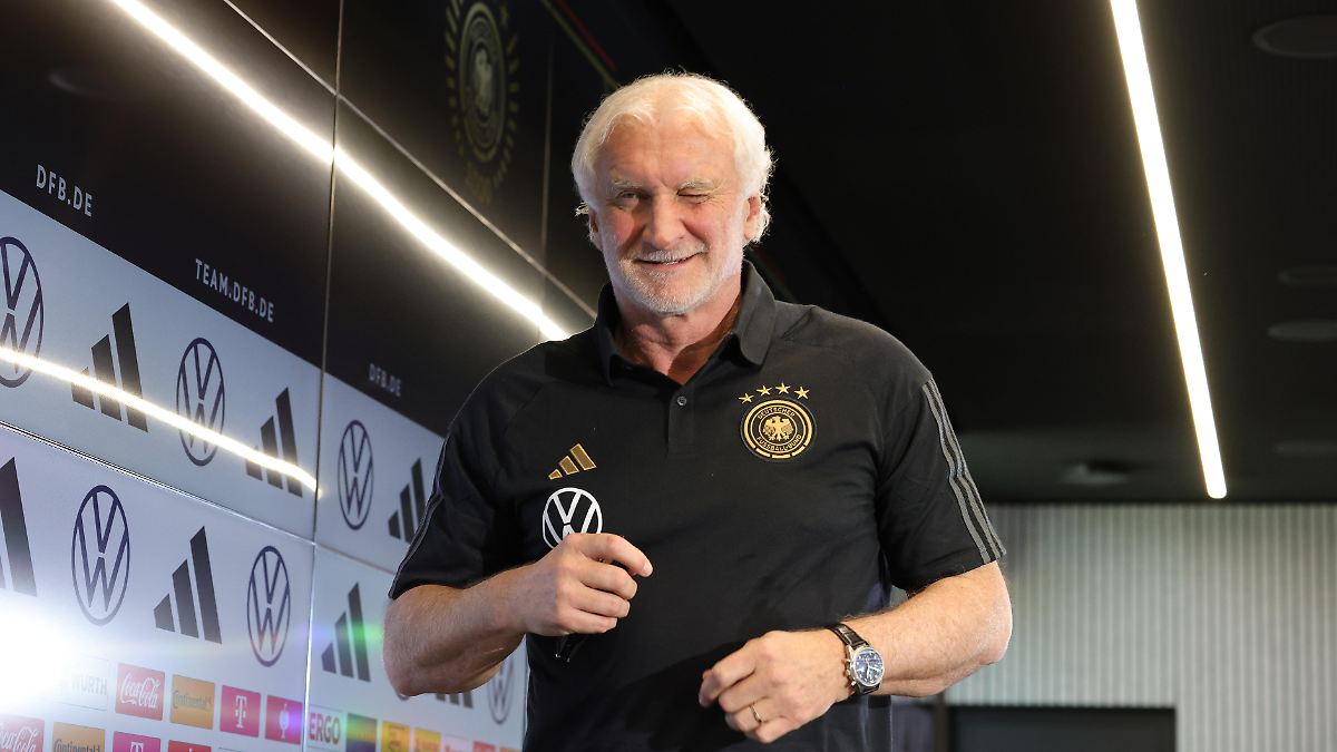 Mehr Fußball, weniger Politik: Wie Rudi Völler beim DFB dem Wandel trotzt