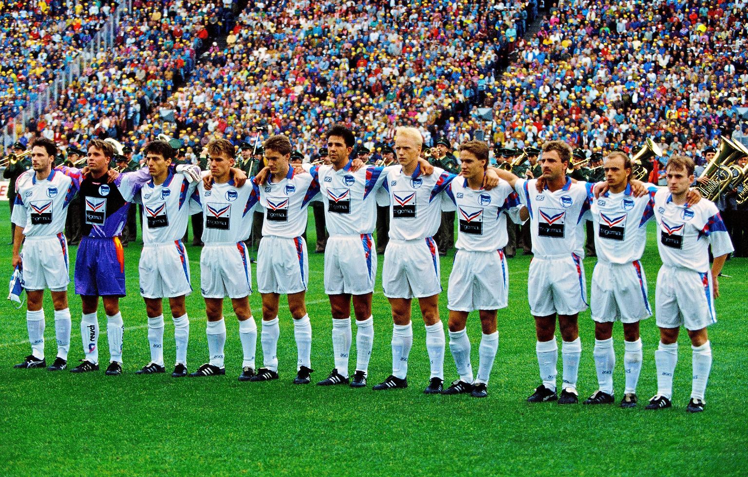 Drittligisten im DFB-Pokalfinale: Arminia Bielefeld folgt auf 1. FC Union Berlin, Energie ...