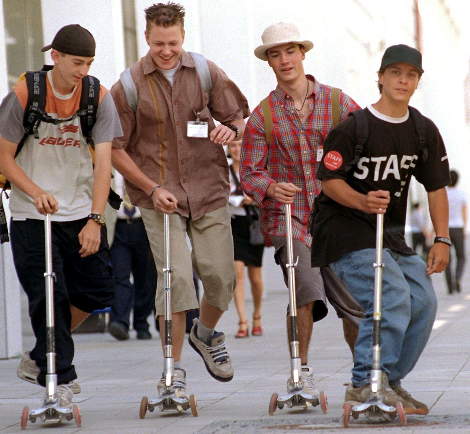 "Das beste Jahrzehnt": Die 90er-Jahre sind zurück und werden gefeiert ...