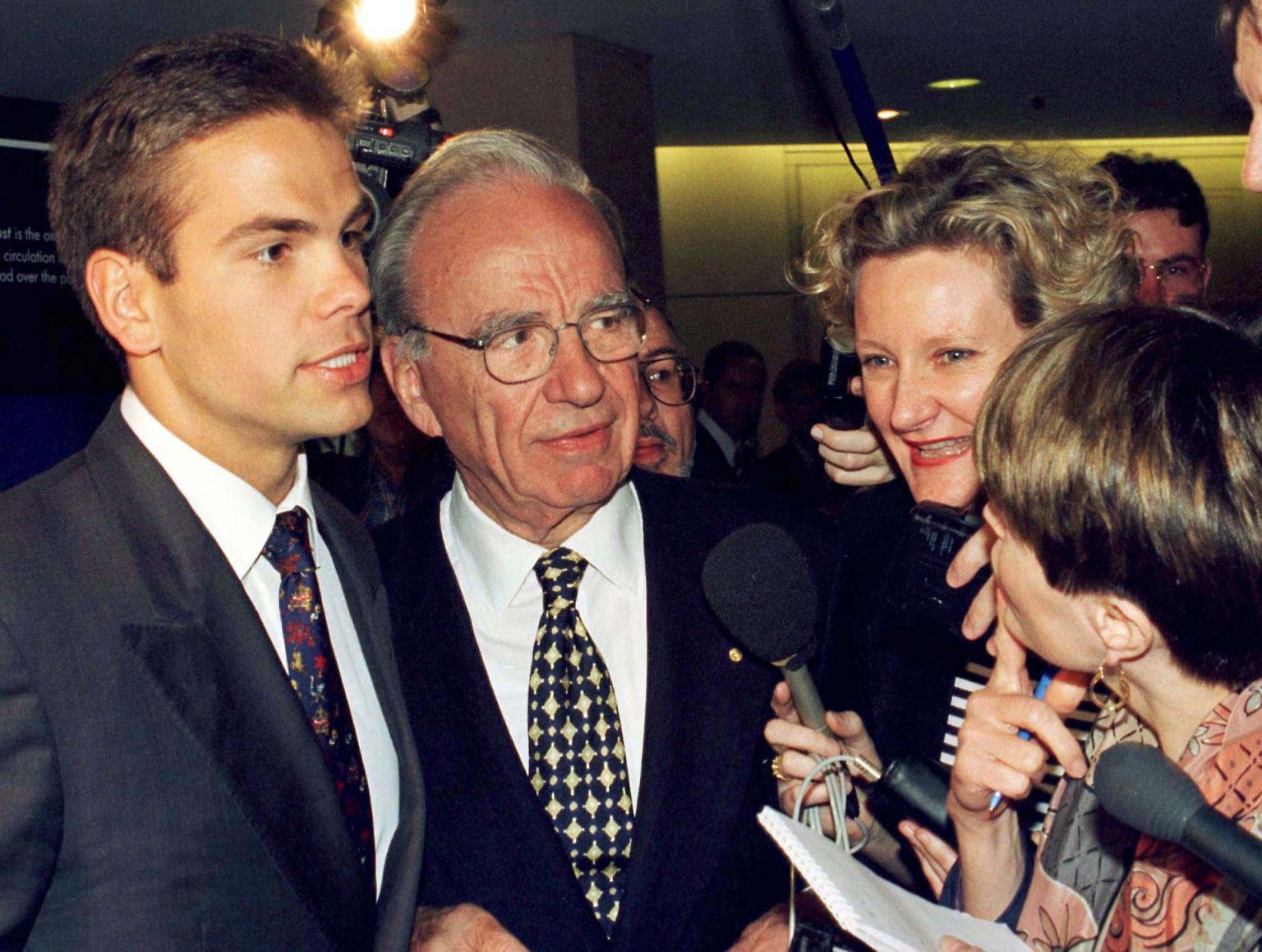 94 Jahre, 5 Ehen, 6 Kinder: Rupert Murdoch und seine zerstrittene ...