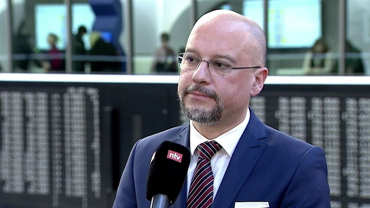 Experte erwartet "Pausenmodus": Gitzel: "Fed wird im Mai nicht an ...