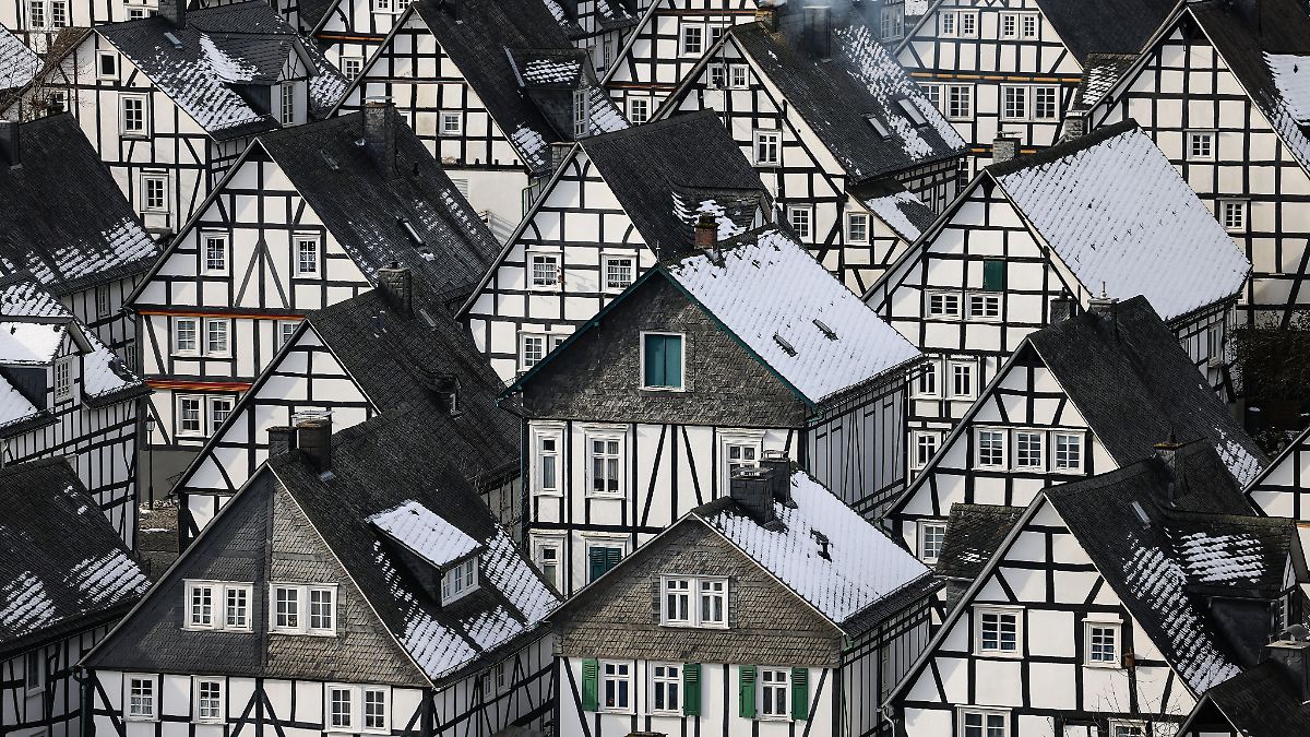 "Vor Gericht nicht haltbar": Jurist kritisiert Infosperre im Fall Luise ...