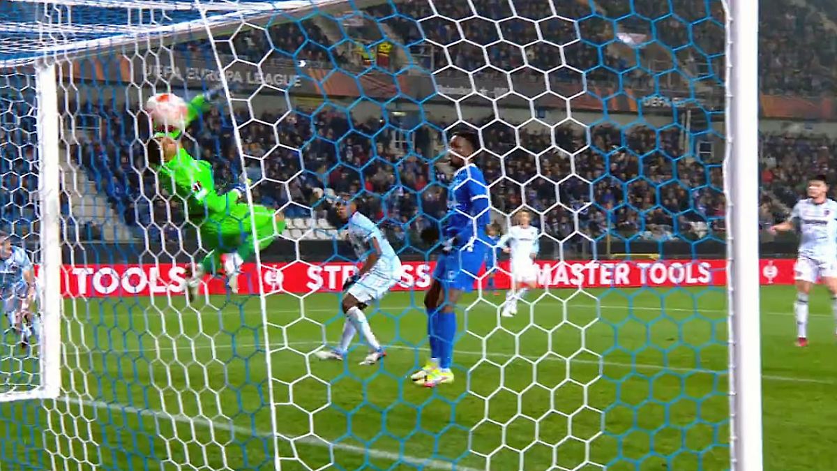Europa League: Verteidiger trifft sehenswert - ins eigene Tor