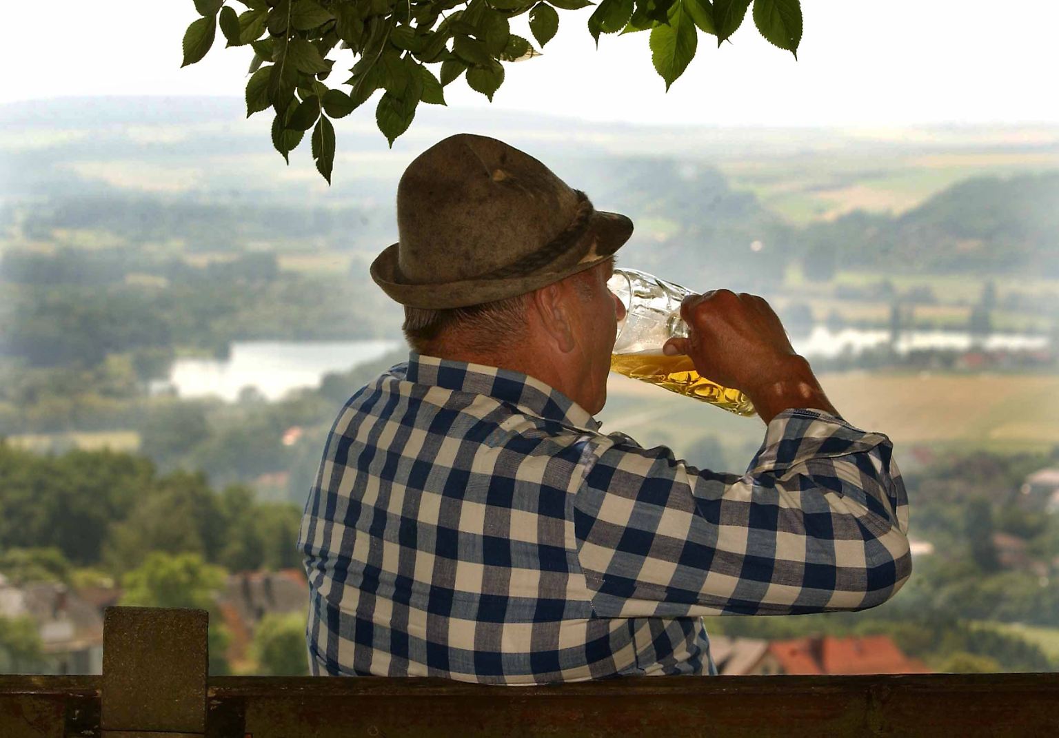 Hopfen, Malz und Wasser: Die Geschichte des Bieres - n-tv.de