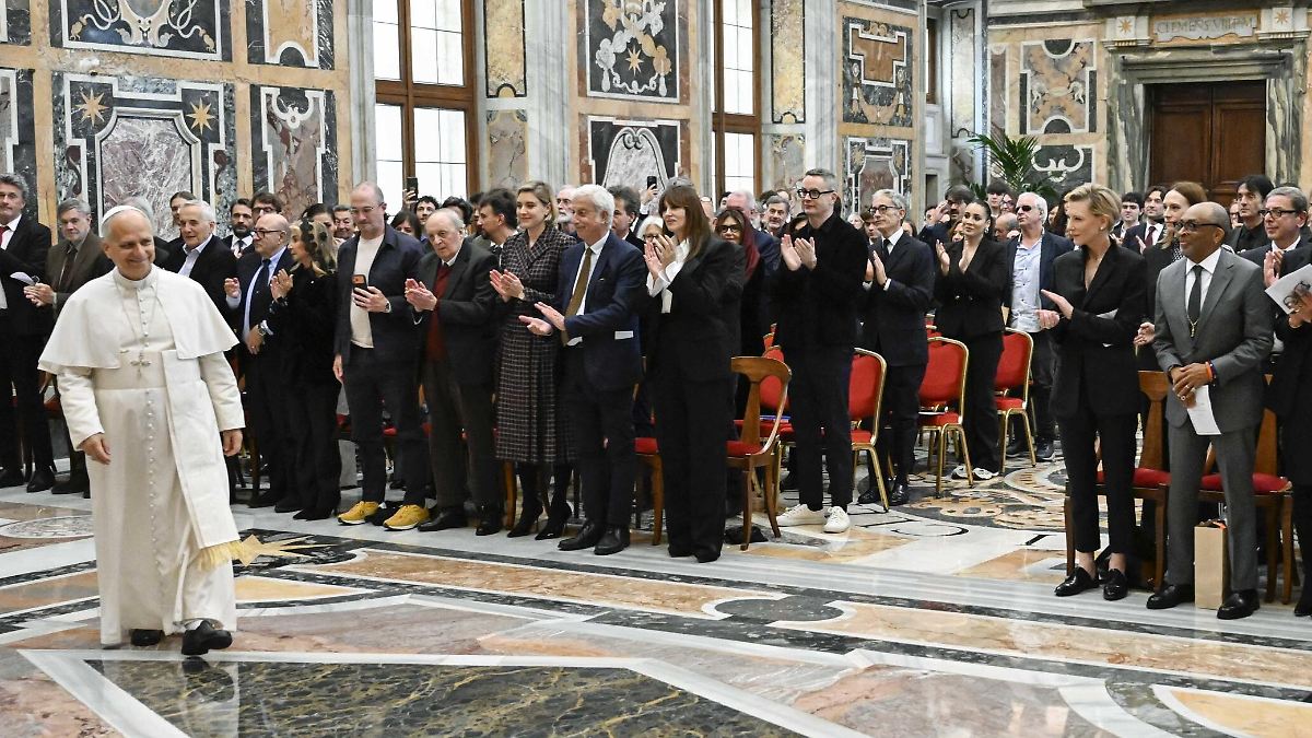 Papst Leo XIV. lädt Hollywoodstars Spike Lee, Monica Bellucci und Co ...