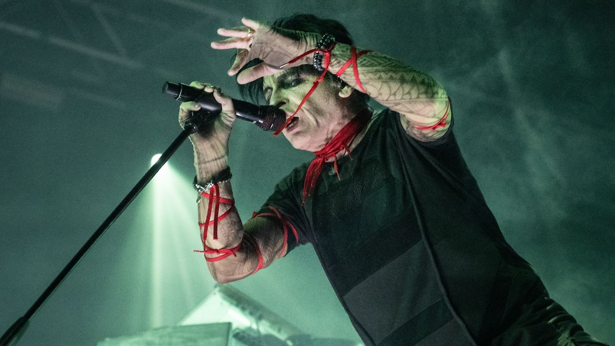 "Schlimmste Nachricht überhaupt": New-Wave-Ikone Gary Numan bricht bei ...