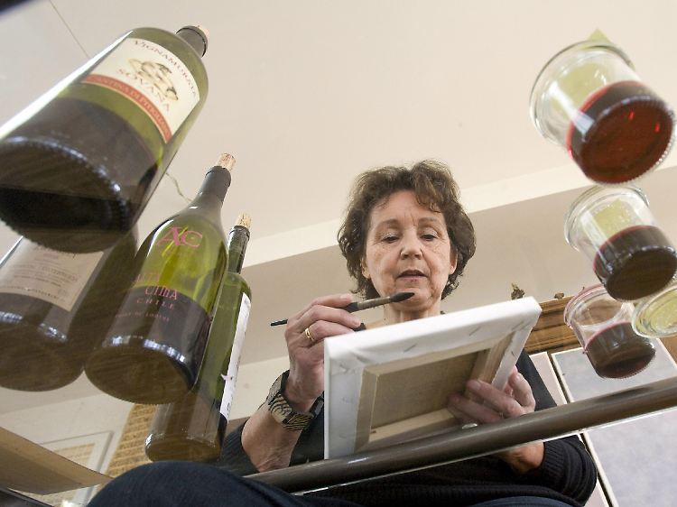 Ein "sinnliches Gesamterlebnis": Rotwein mit Rotwein malen - n-tv.de