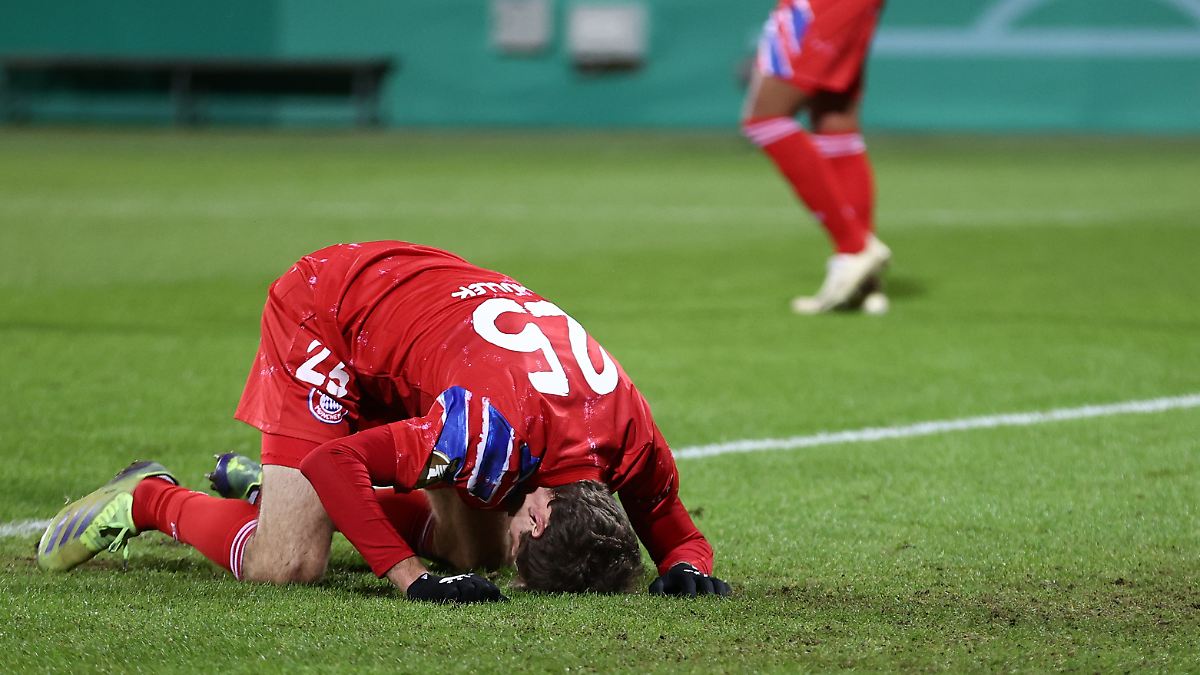 Kiel schafft Pokal-Sensation: Holter: "Die Krise der Bayern ist perfekt"