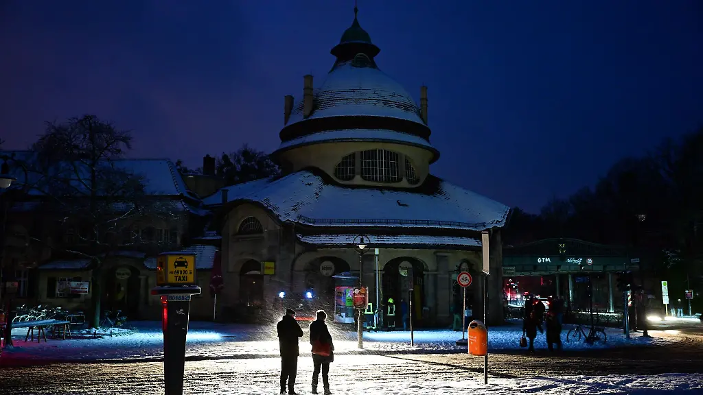 Berlin & Brandenburg: Stromausfall in Berlin: Bleiben am Montag die ...