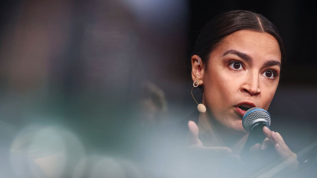 Der Tag: Trump-Widersacherin AOC macht Präsidenten schweren Vorwurf ...