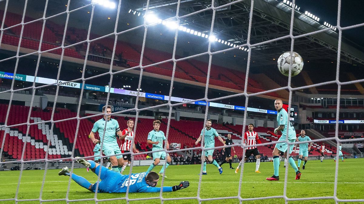 Eindhoven-Treffer im Video: Götze und Max schießen PSV zu sechstem ...