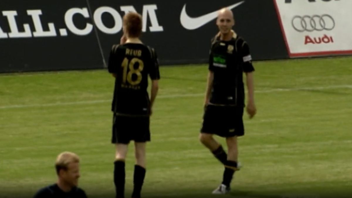 Neuer BVB-Sportdirektor: Nils-Ole Book noch mit Marco Reus und Kevin ...