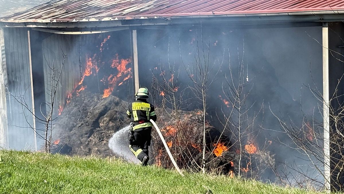 Hessen: Scheune in Vollbrand: 1,75 Millionen Euro Schaden - ntv.de