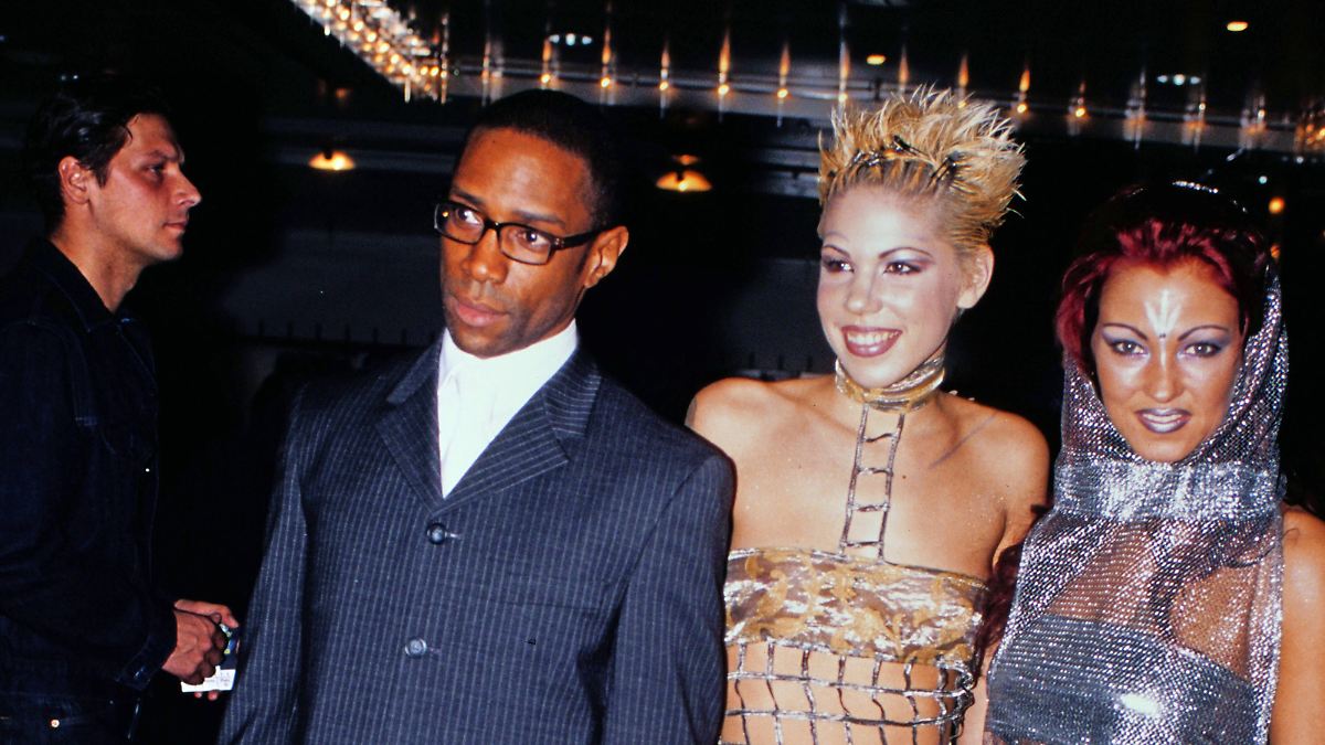 Sex-Idol der 90er: "Coco Jambo"-Star startet nach Wischmopp-Aus wieder ...
