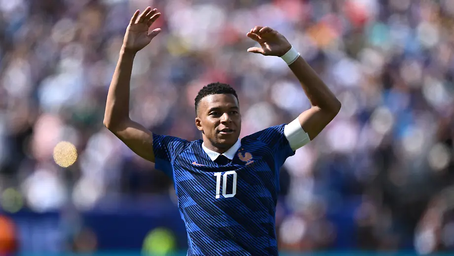 Nach Traumpass von Bayerns Olise: Superstar erlöst Topfavorit Frankreich