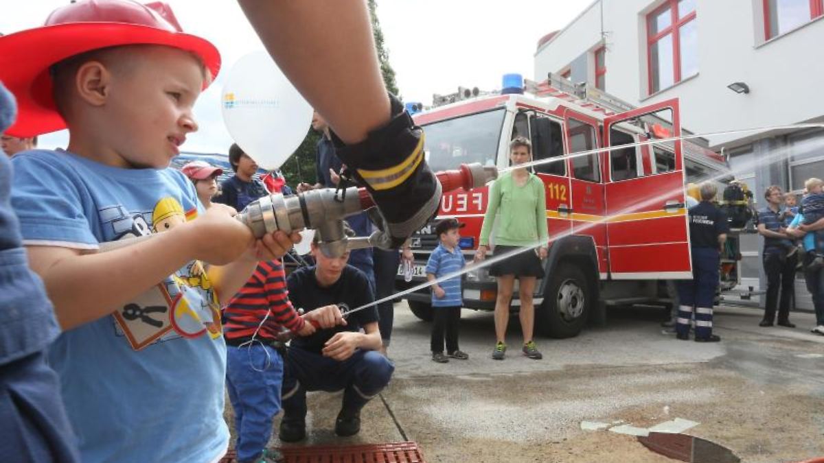 Verwunderlich Erlebnistag Berliner Feuerwehr Bild