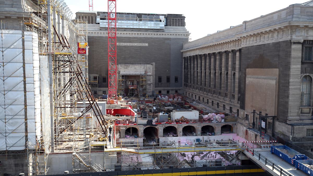 Besucherschwund auf Museumsinsel: Pergamon-Sanierung zieht sich - ntv.de