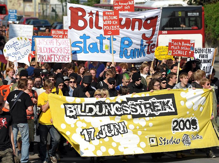 Schüler und Studenten protestieren: "Sie haben uns etwas zu sagen" - n ...