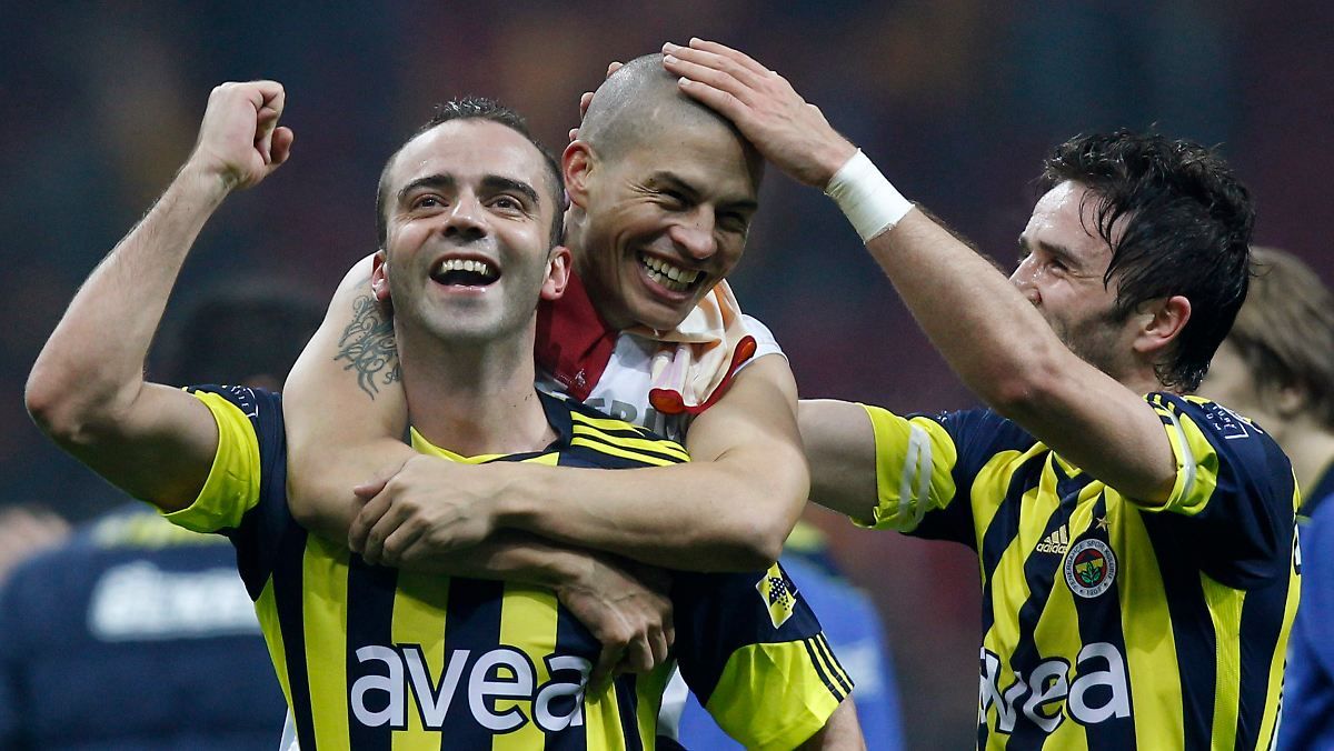4:3 in Sivas reicht: Fenerbahce nun Rekordmeister - ntv.de